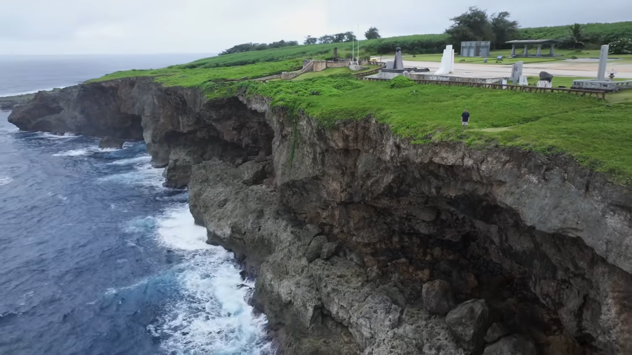 71,000 US troops invaded these islands - then they found the nuclear ...