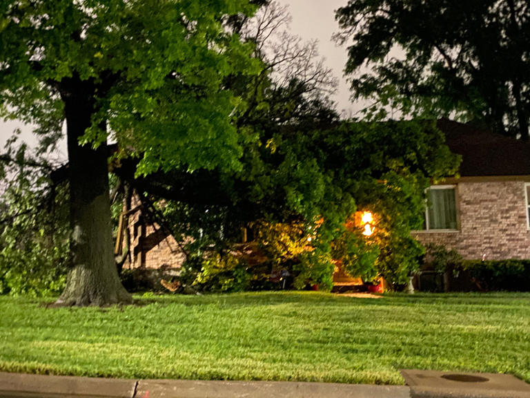 Storm damage, power outages, water woes across Kansas City. Tornado ...