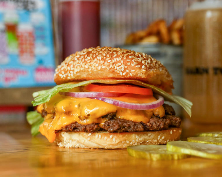 Best smashburgers in the Des Moines metro? These are worth a road trip