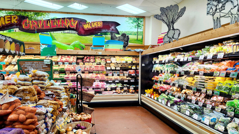14 best Trader Joe's items to pick up for lunch under $15