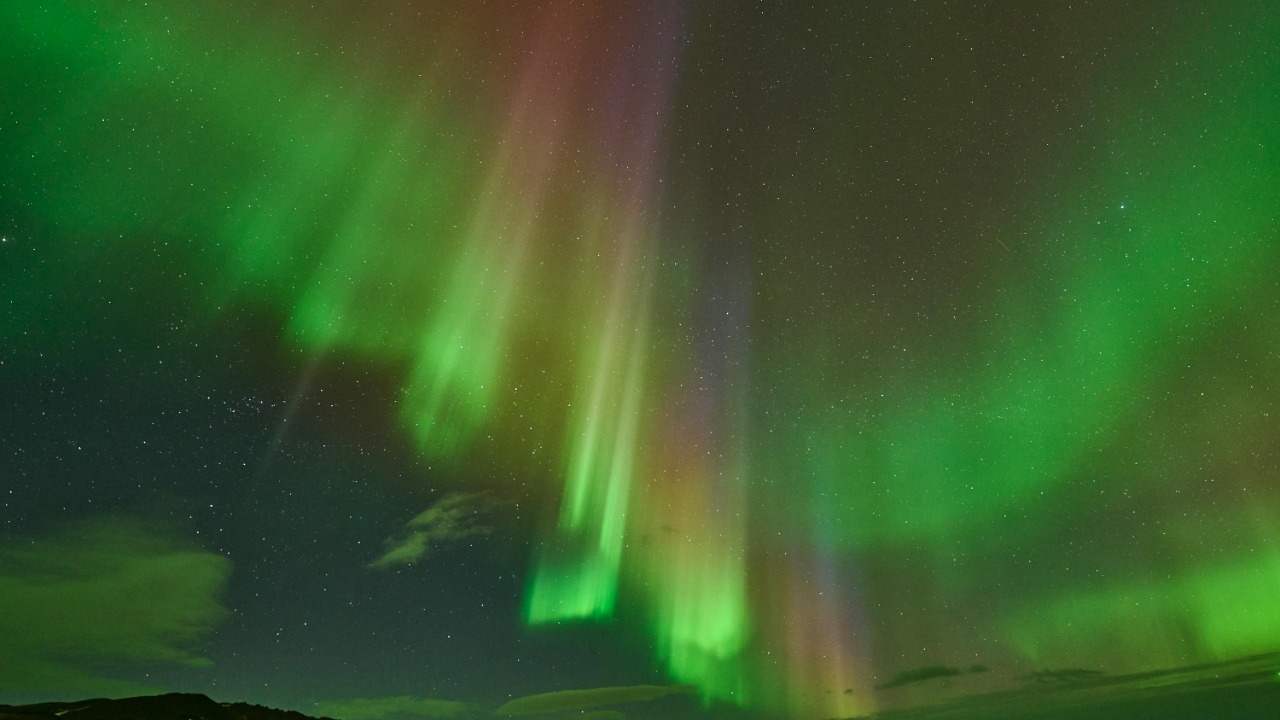 Three coronal mass ejections are about to slam Earth — 11 states could ...