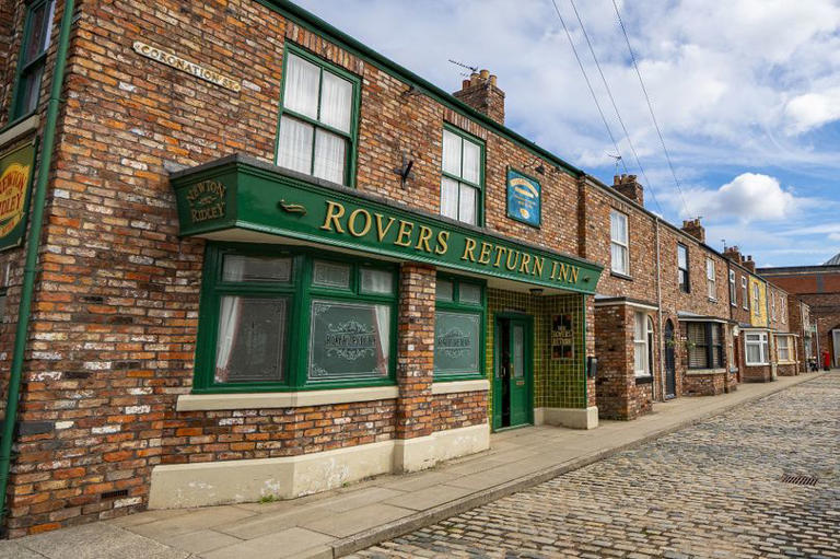 Coronation Street confirms exit for soap favourite and they're not back ...
