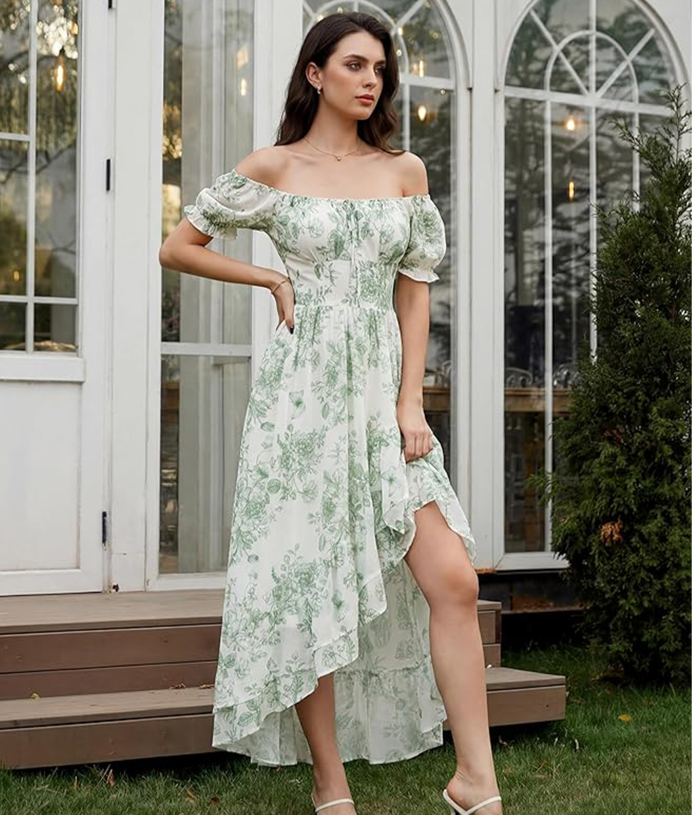 Taylor Swift steps out in a smocked Dôen sundress (and you can get the ...