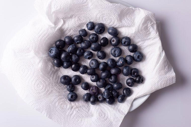Mum's simple blueberry storage tip will keep berries fresher for longer