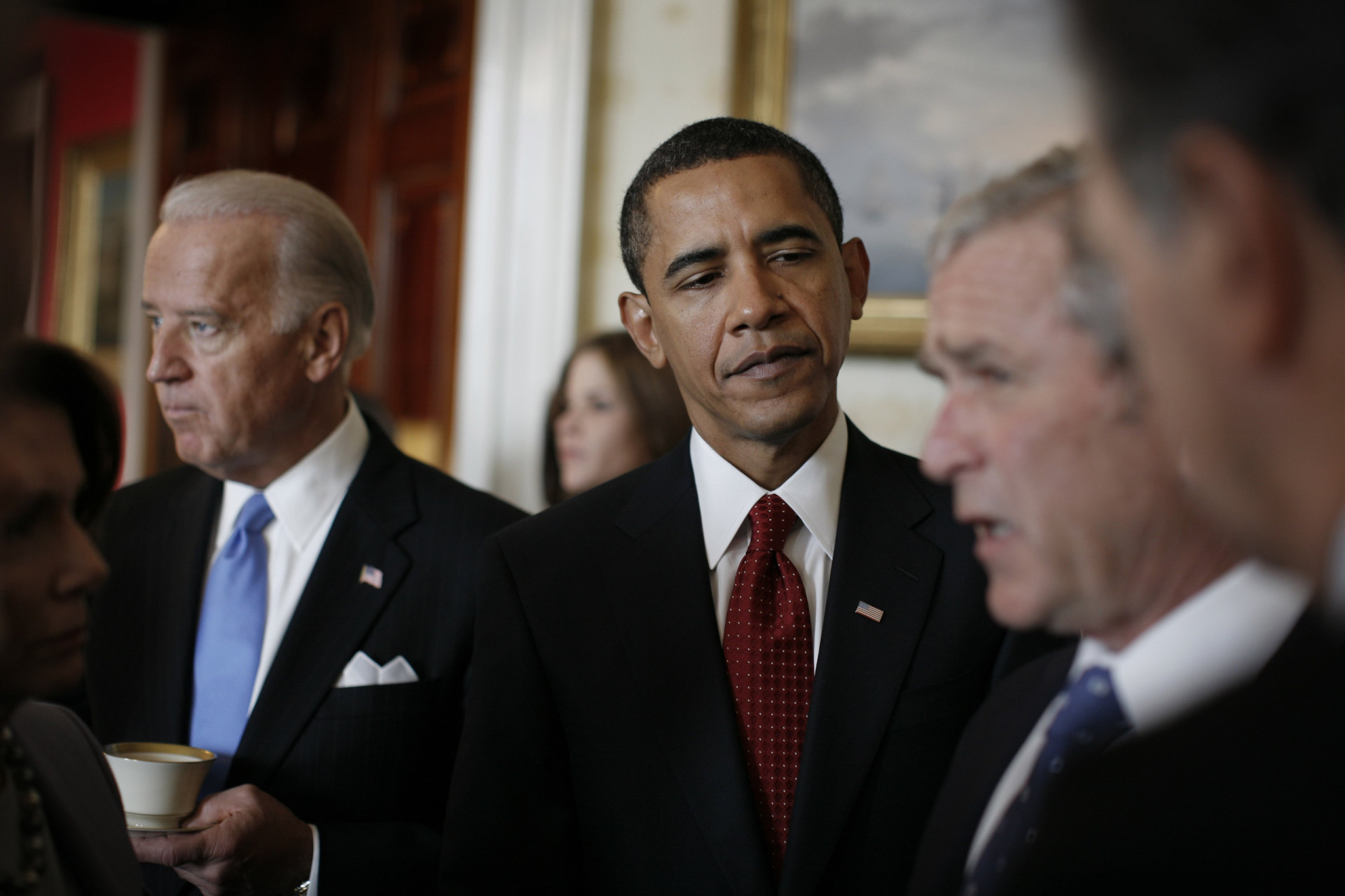 What former US presidents are not allowed to do