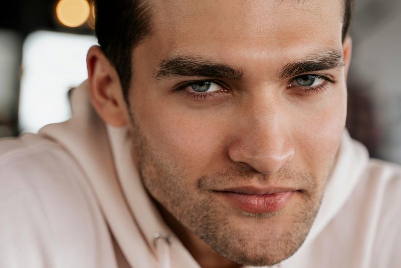 Watch for these 10 subtle moves of truly confident men