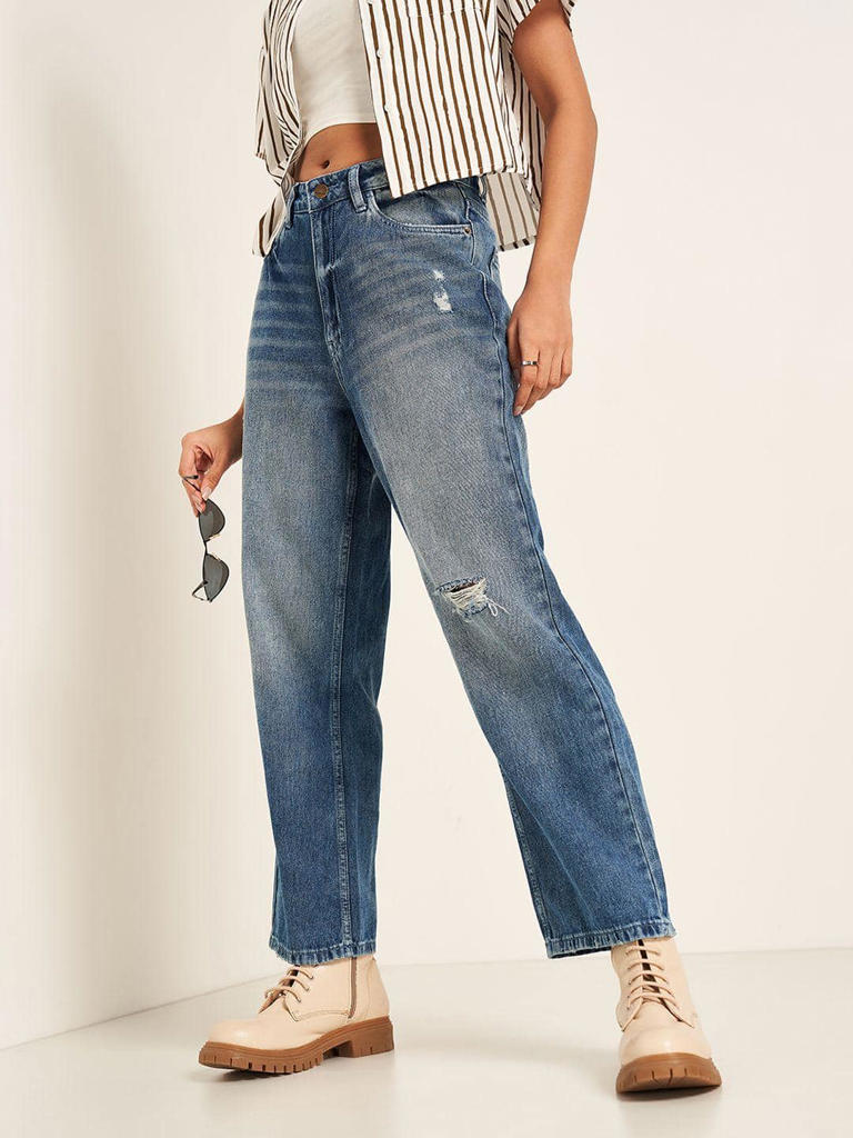Trendy wide leg jeans from Myntra and Pantaloons