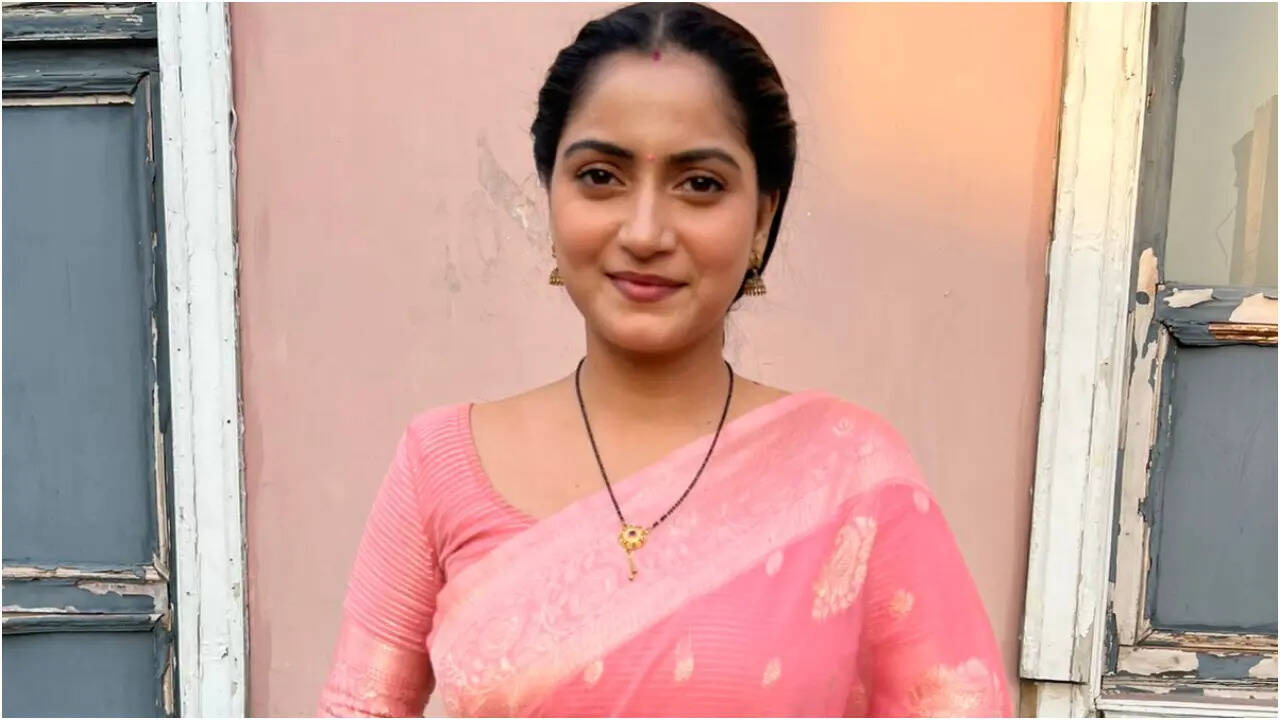 Ganga Mai Ki Betiyan: Namrata Pradhan replaces Srishti Jain to play ...