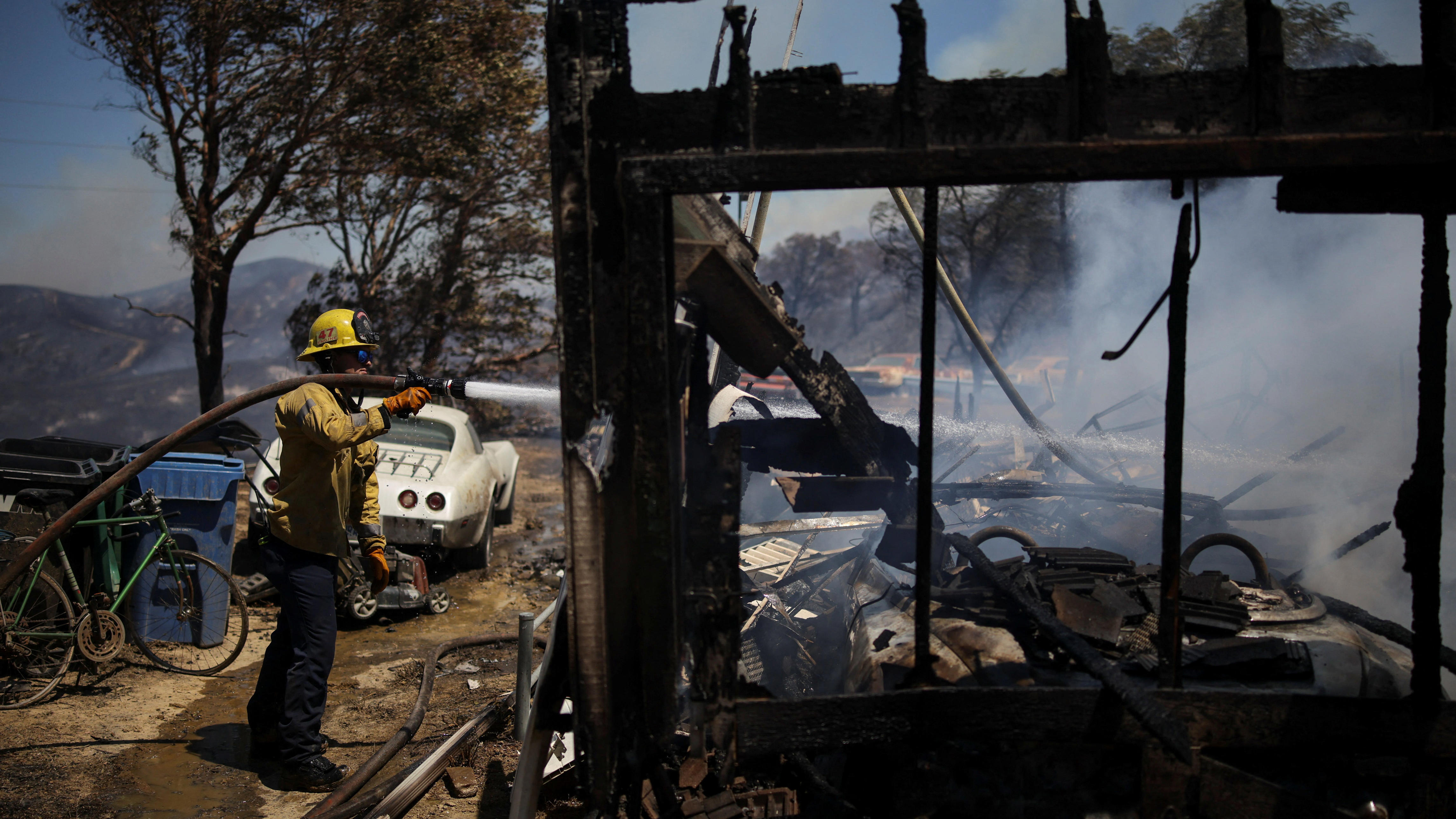 California wildfire breaks out in Simi Valley, destroying at least one home