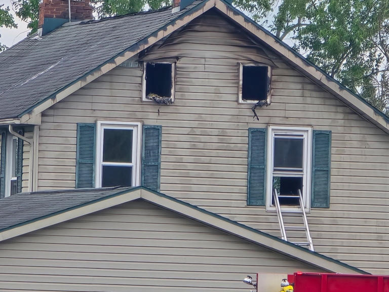 House fire rekindles in Washington County