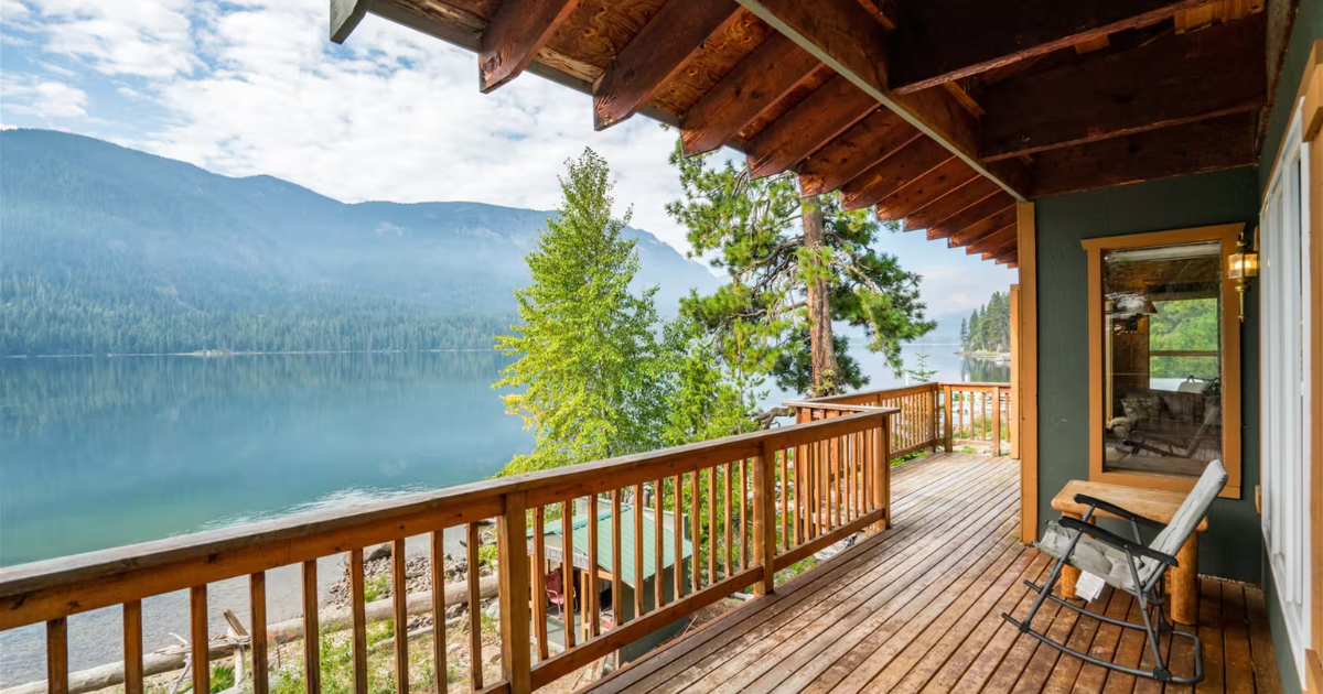 7 Washington waterfront escapes made for summer