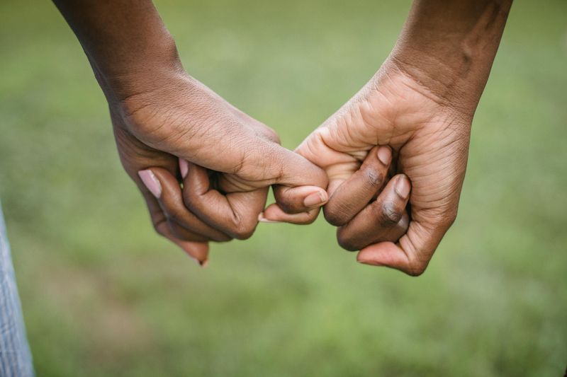 These 14 little things matter to women more than men think