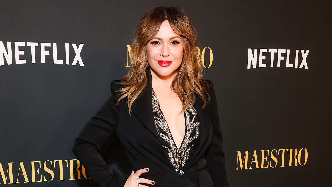 Charmed star Alyssa Milano’s latest photo has fans all saying the same ...