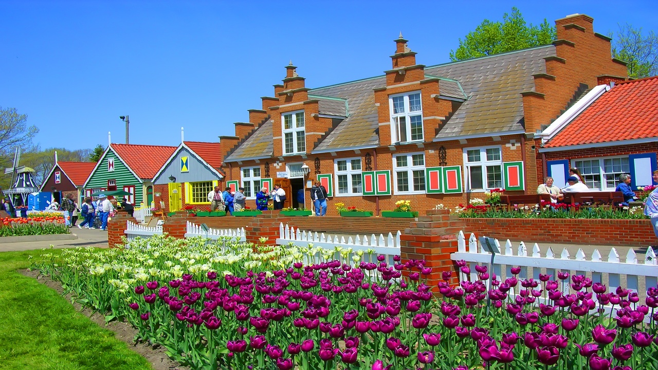 Holland, Michigan has real windmills, wooden shoe shops, and melts its ...