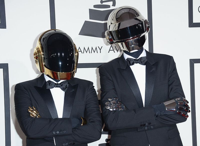 19 legendary musicians who retired while they were still on top of the ...