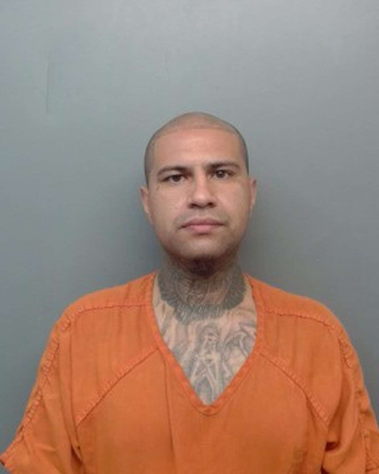 Houston man arrested at Laredo International Bridge in stolen vehicle case