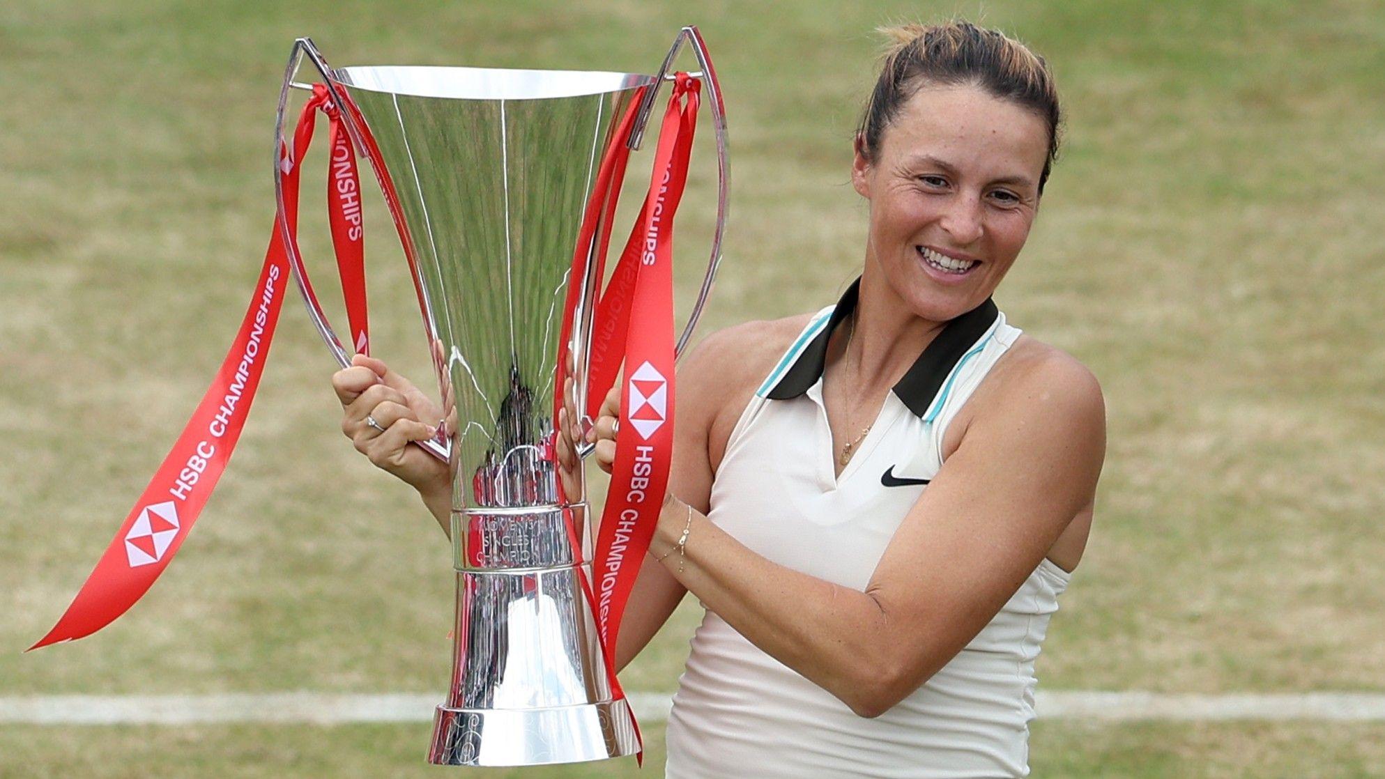 Queen's women's prize money to increase by 35%