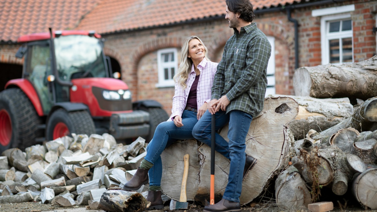 Most stable marriages usually avoid certain daily behaviors, according ...