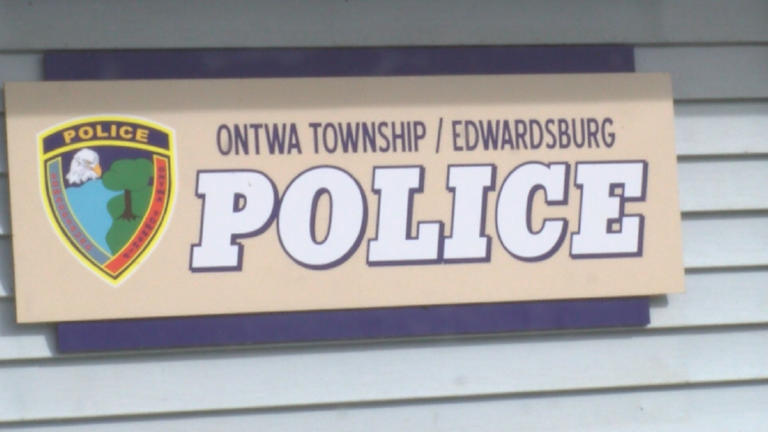 Flagman injured after being hit by vehicle near Edwardsburg