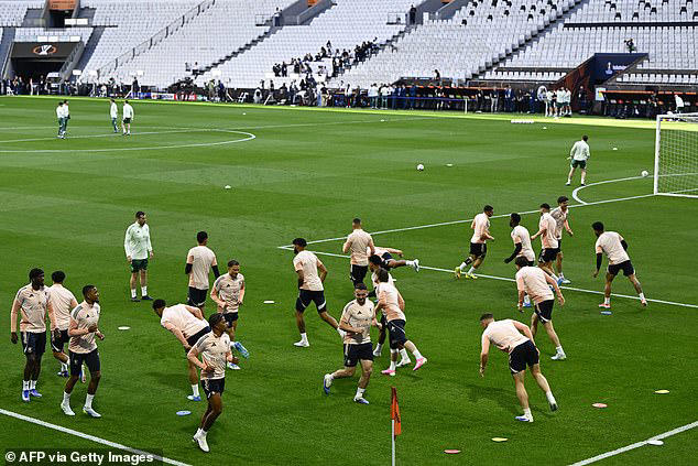 Emiliano Martinez reveals how Argentina success can inspire Aston Villa ...