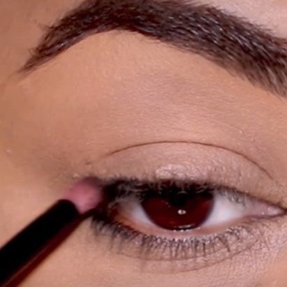 Eyeliner hacks for hooded eyes