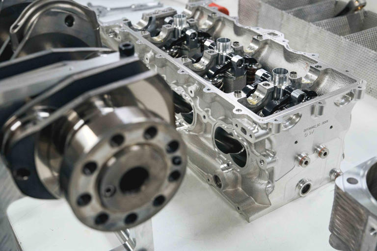 Singer’s latest collab with Cosworth yields 420-HP flat-six