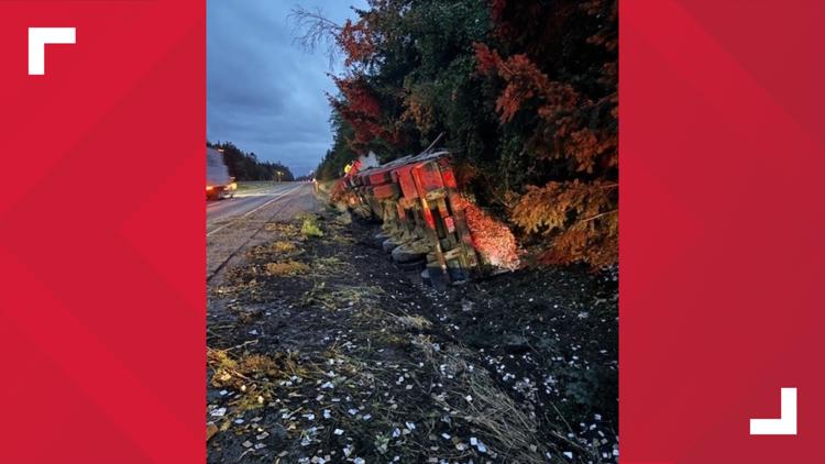 Collision blocks southbound I-5 near Burlington, scatters cardboard ...