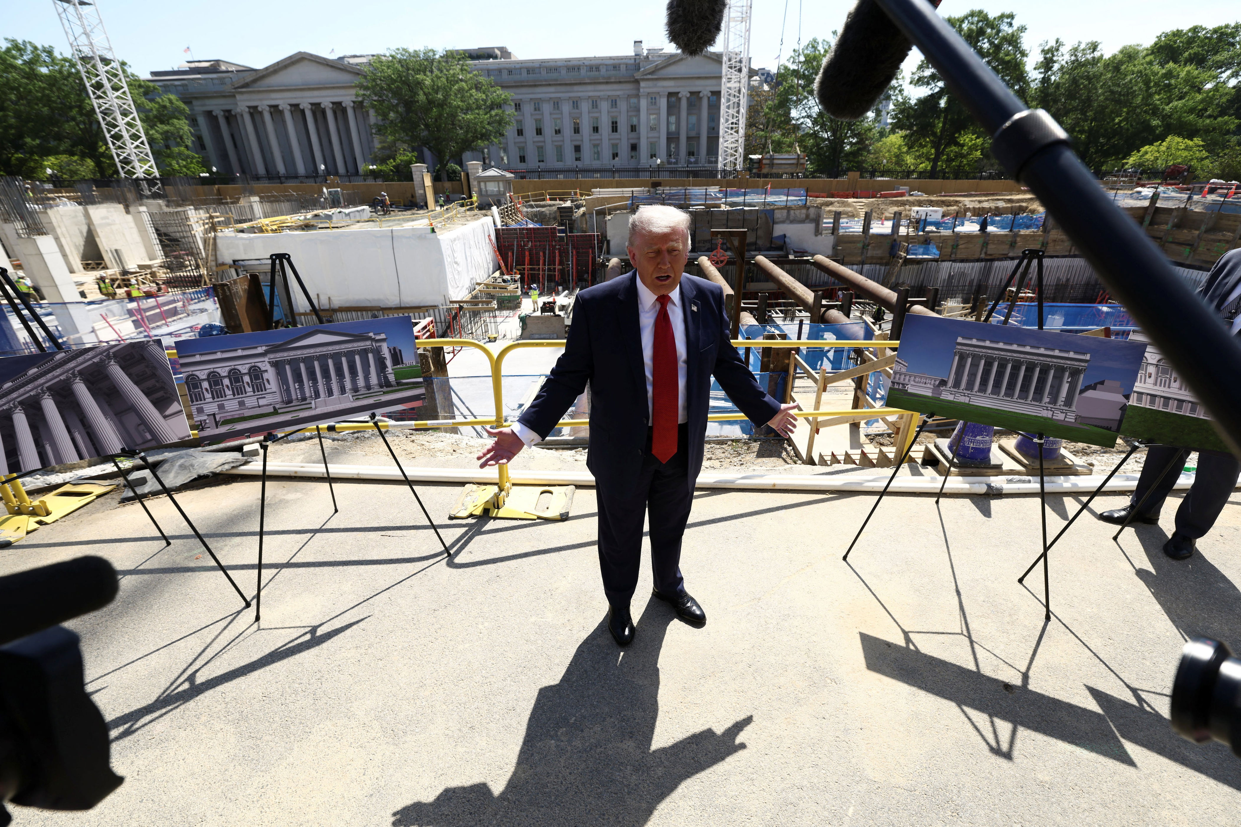 Trump gushes over CNN star who called his polling ‘downright atrocious’