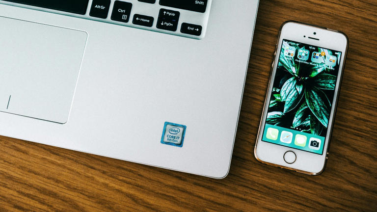 Apple just inked a preliminary deal with Intel to manufacture some of ...