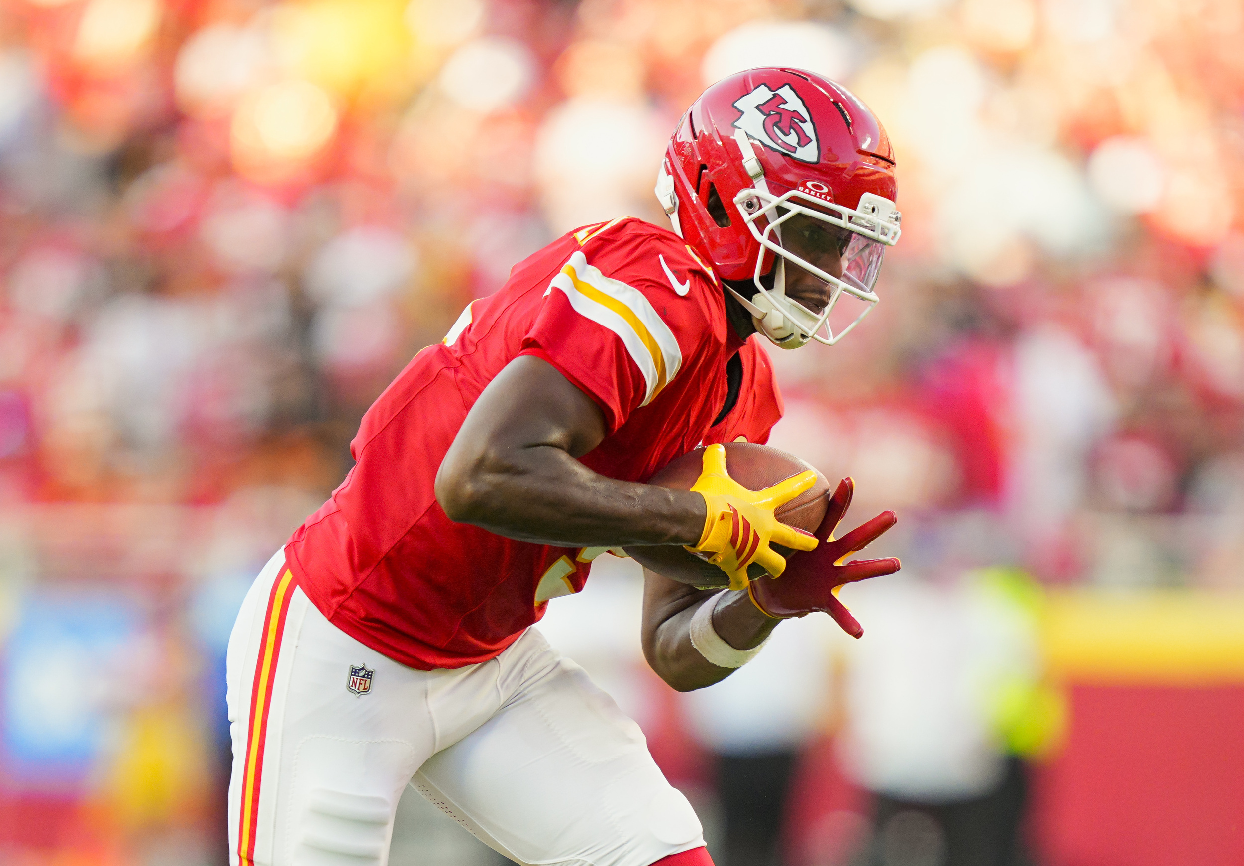 New WR Michael Pittman Jr tells JuJu Smith-Schuster to come home to ...