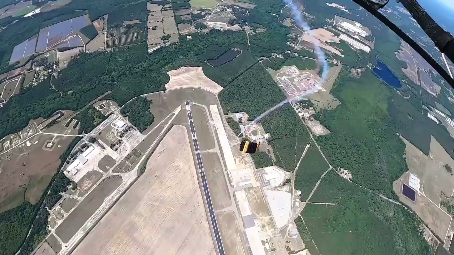 Golden Knights perform smoke chain and tri-by-side ahead of Freedom 250