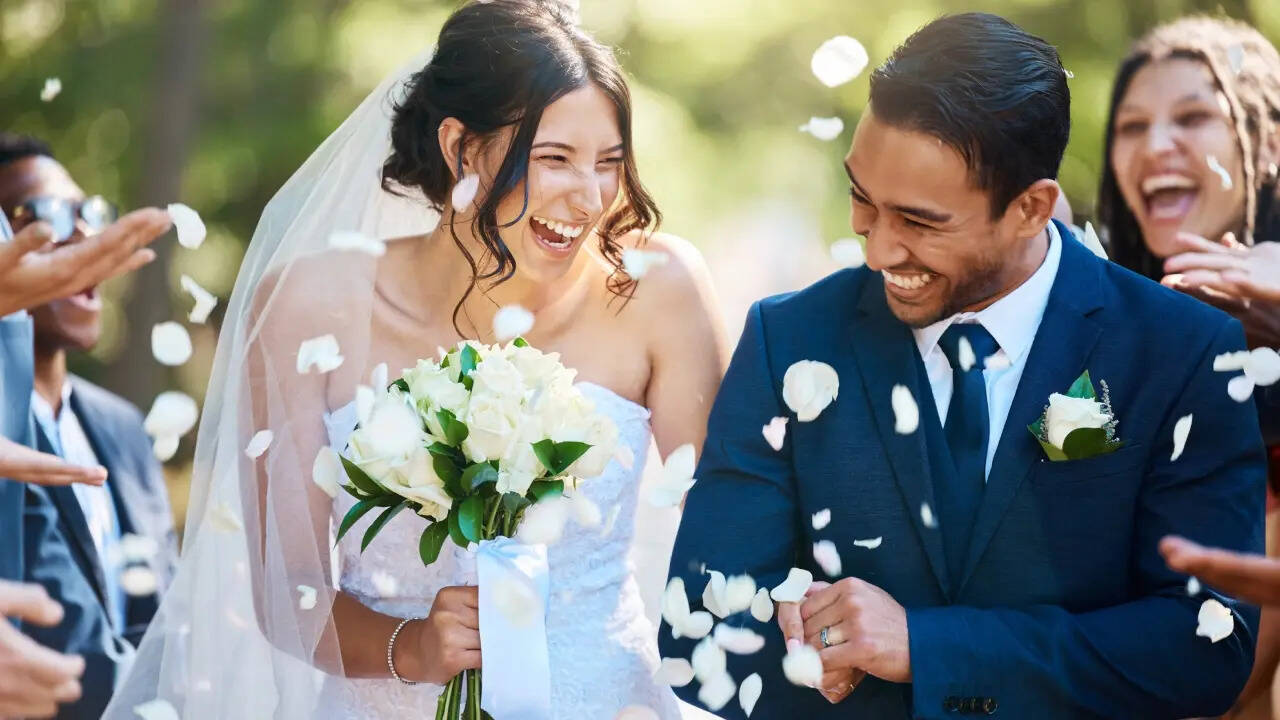 3 things you should know before getting married, according to a top NYC ...