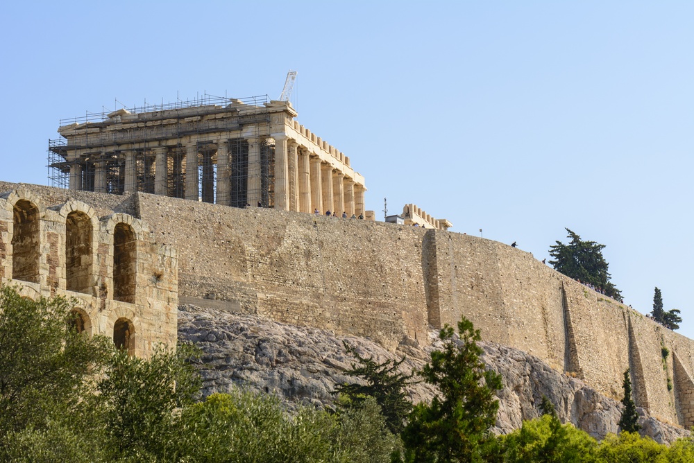 15 international landmarks that mix ruins, views, and easy family stops