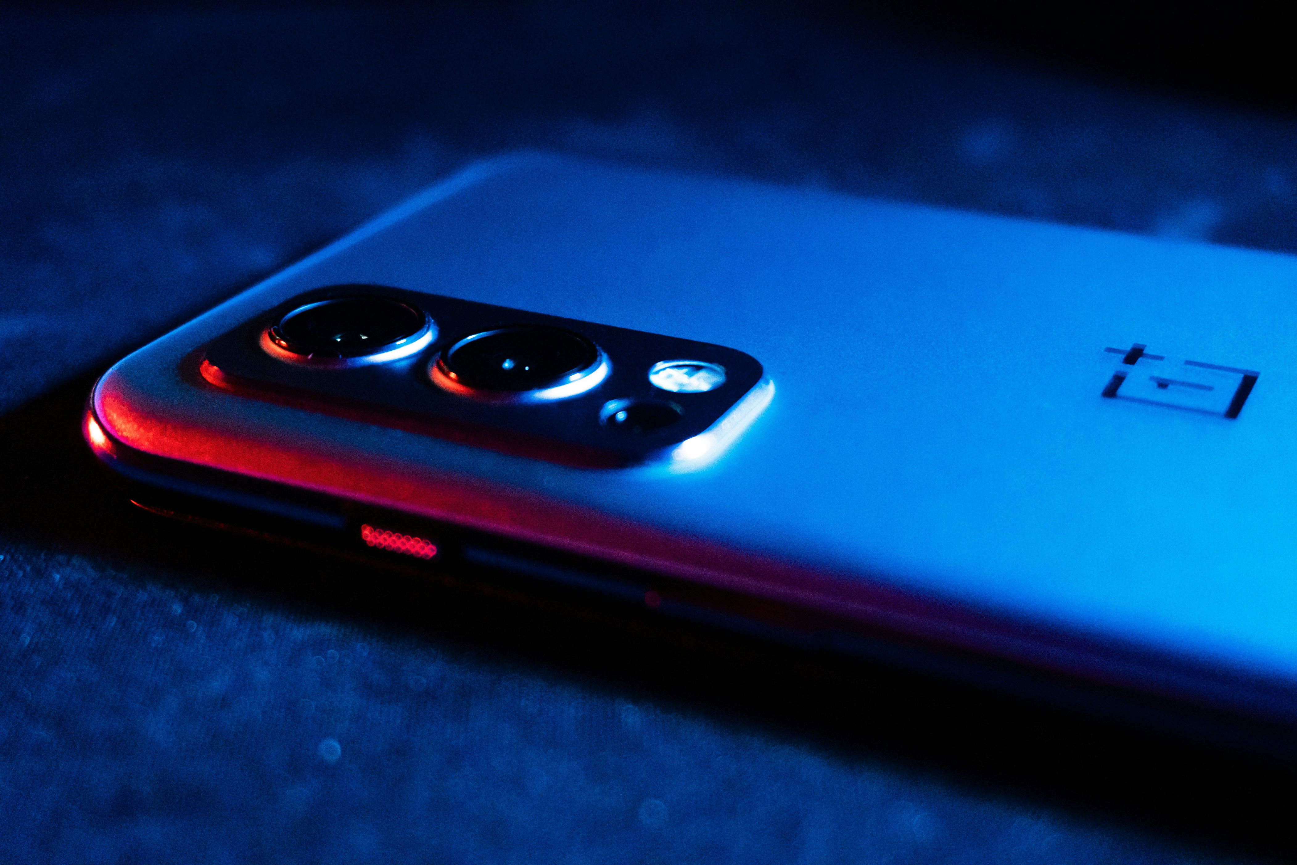 Microsoft is scrapping SMS 2-factor authentication because it's a ...