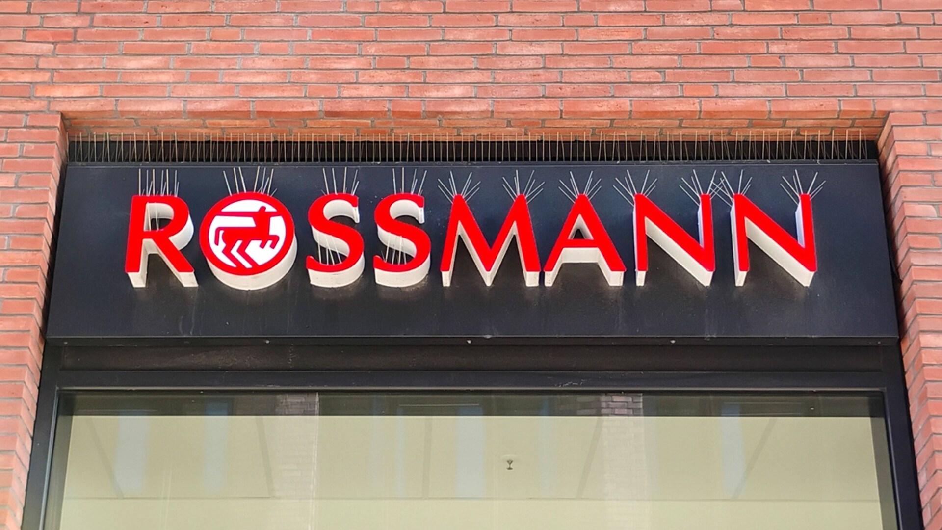 Rossmann startet Rückruf: Produkte wegen krebserregendem Stoff jetzt ...