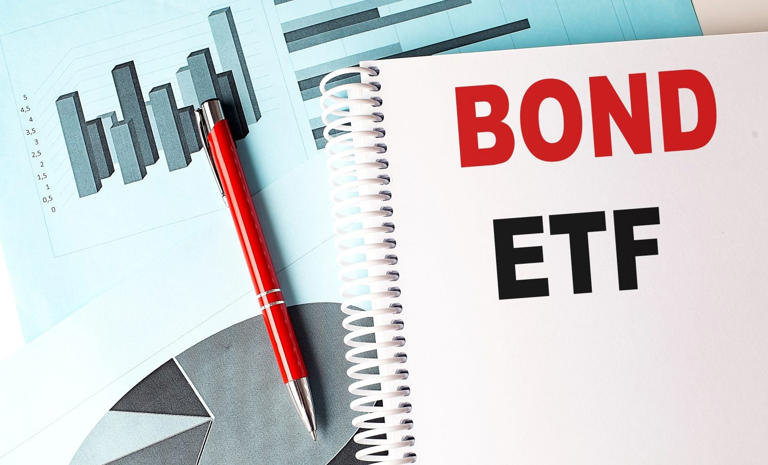 Forget TLT. This active bond fund pays 5.18% with only a fraction of ...