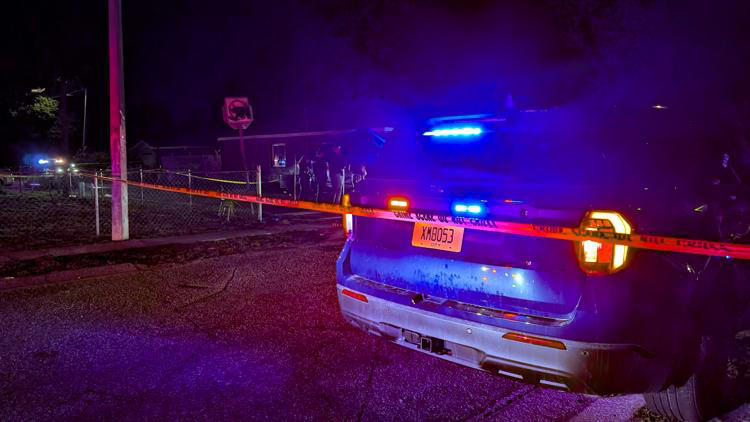 Police arrest teen suspect after Manatee High School senior found dead ...