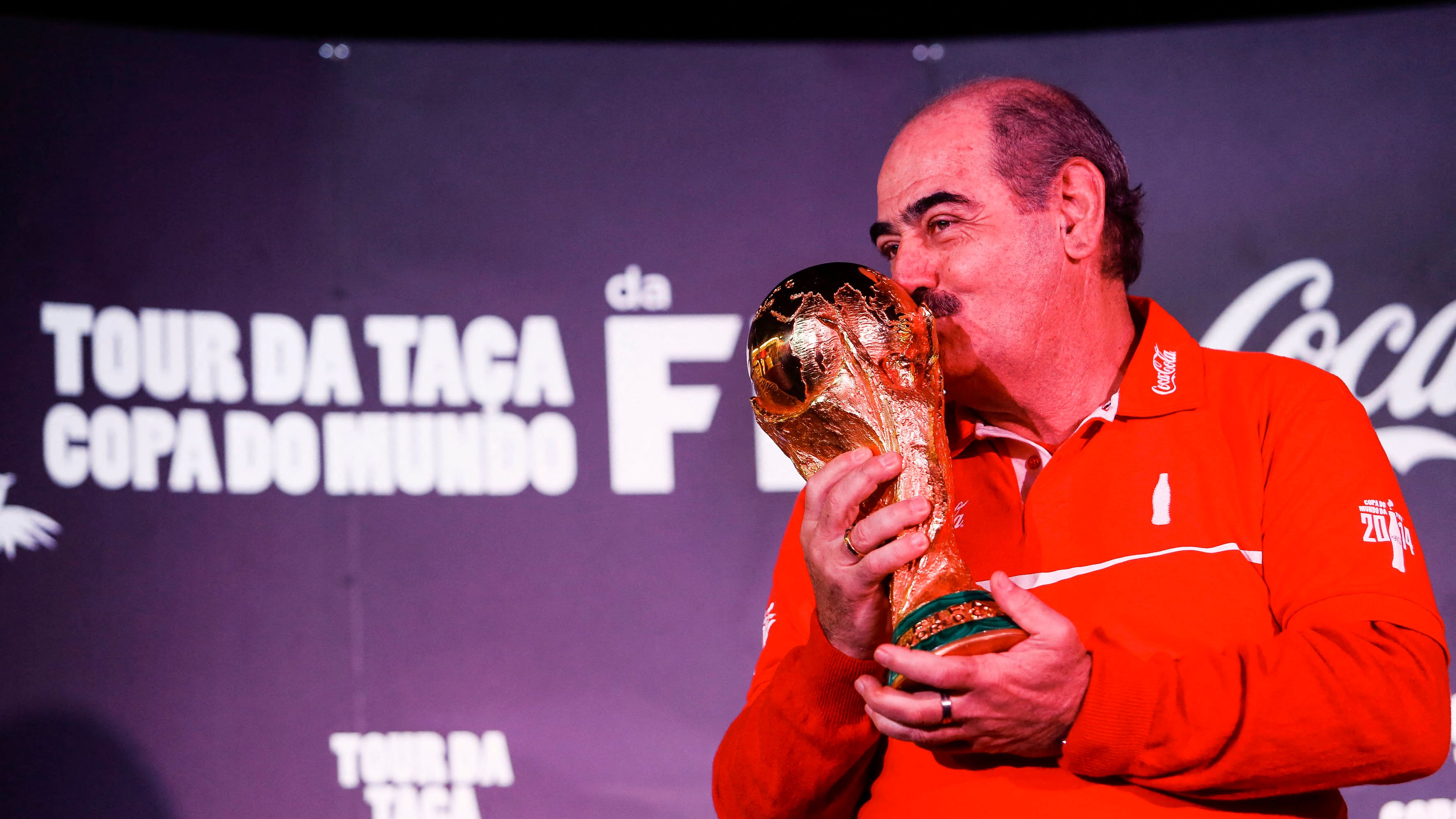 Rivellino critica uso da camisa 10 na seleção brasileira e dá sugestão ...