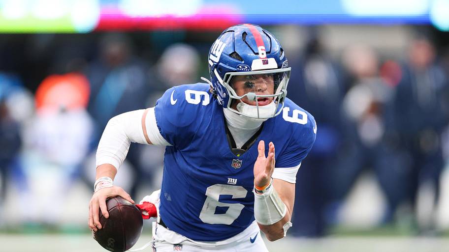 Giants QB Jaxson Dart vows to find balance between being smart and ...
