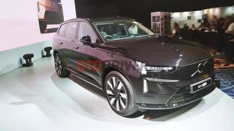 Volvo EX90, SUV listrik paling canggih saat ini