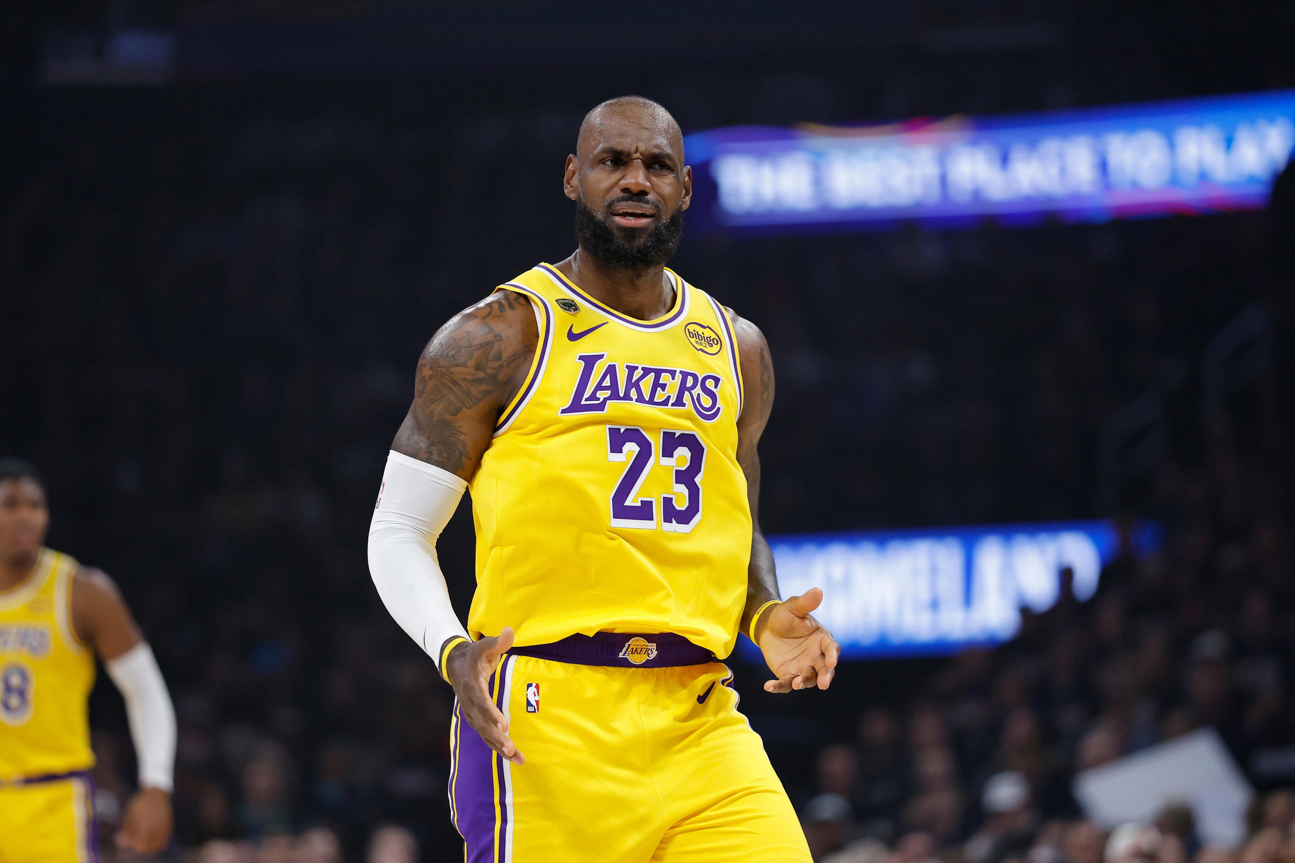 Rich Paul downplays report about LeBron being upset over game ball