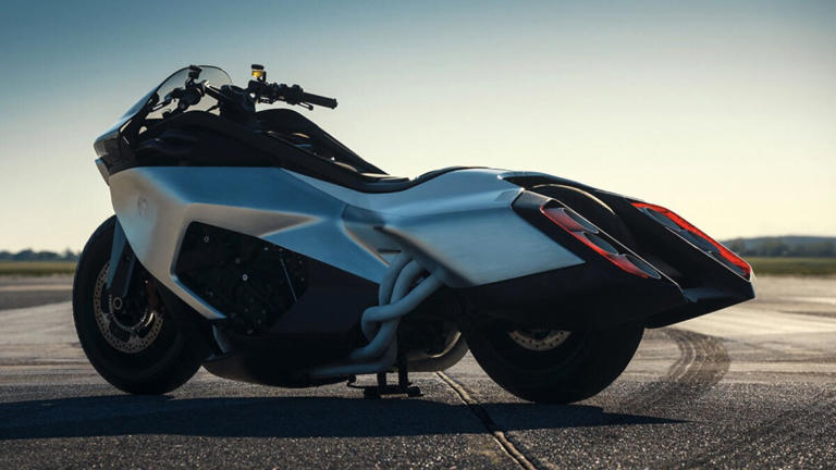 BMW Vision K 18: Futuristisches Motorrad erinnert an die Concorde und ...