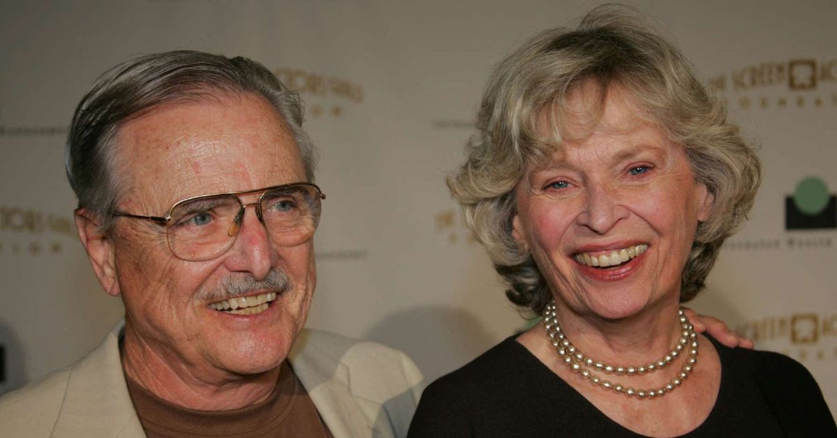 'Boy Meets World' star and his wife set the record straight on their ...