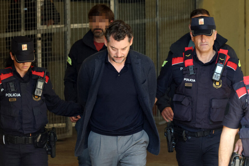 Coup de théâtre après la mort du PDG de Mango, tombé dans un ravin en ...