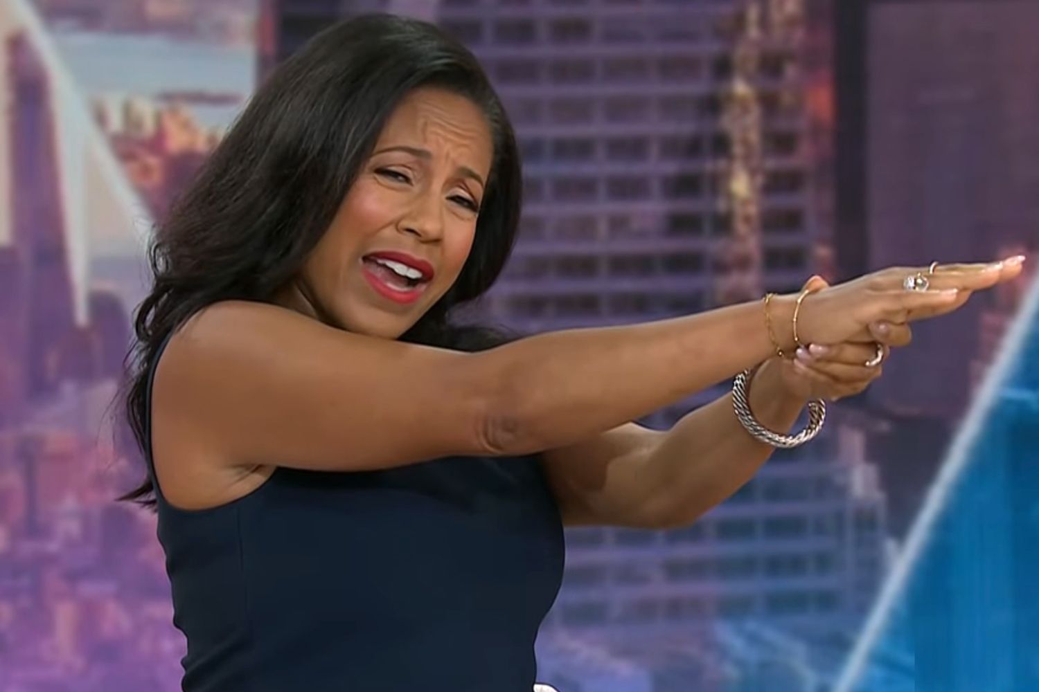 Sheinelle Jones says she has an 'excruciating' case of 'frozen shoulder ...