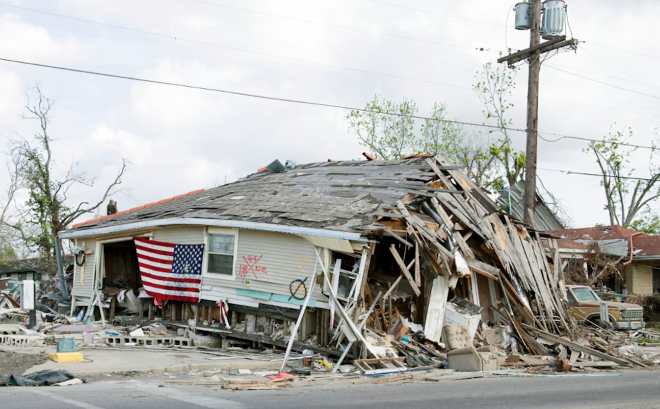 DTE outage map explodes as severe Michigan storms and 75 mph winds ...