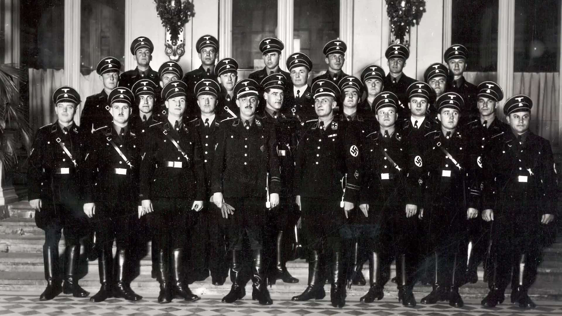 Sie waren Hitlers Geheimpolizei - und niemand konnte ihnen entkommen