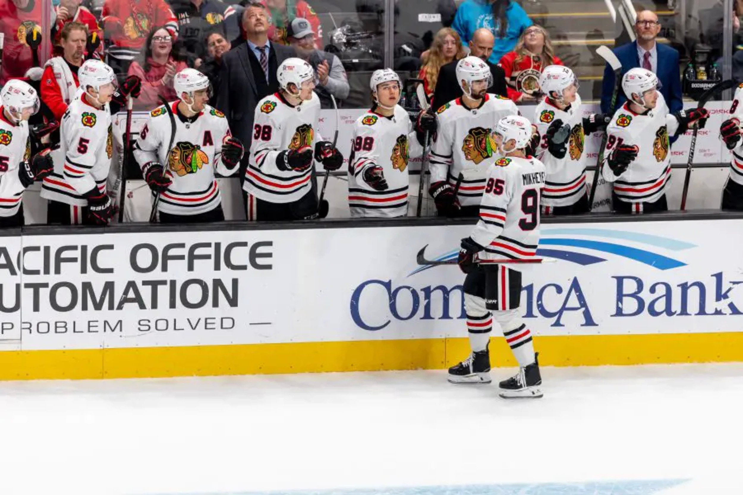 Chicago Blackhawks reportedly open to trading this player’s rights