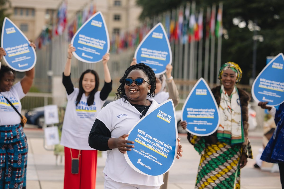 Mothers and midwives demand world leaders protect women giving birth