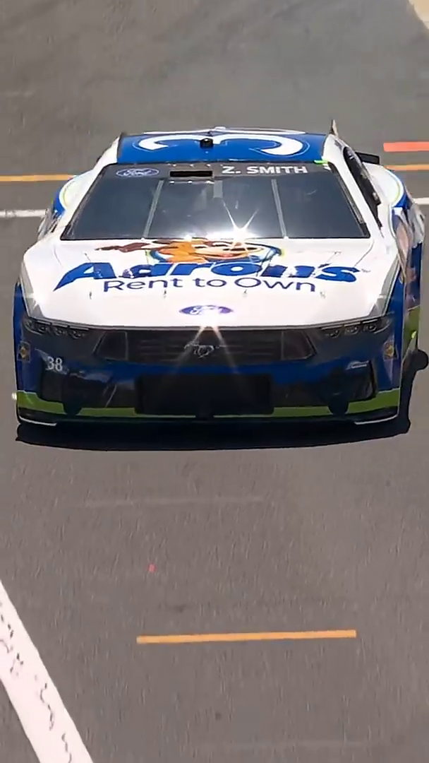 A pit stop worth $100,000? NASCAR crew delivers under pressure